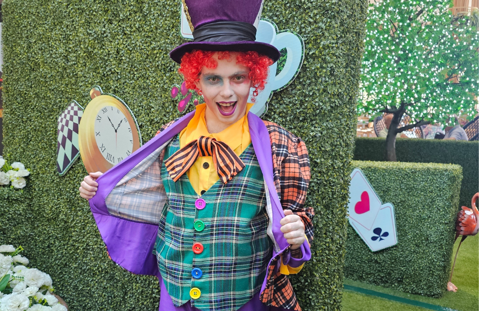 Explore the Easter Royal Maze! - Runaway Bay Centre